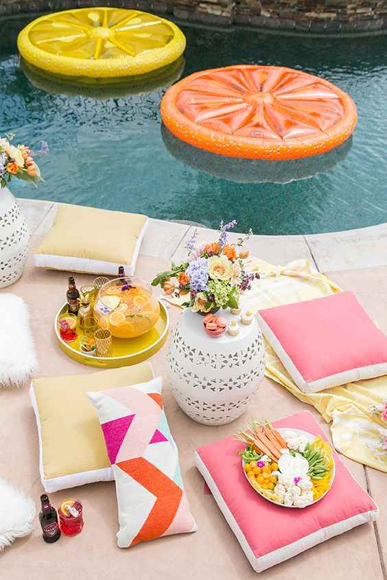 Hostesses, Rejoice! These Poolside party tips are sure to impress ...